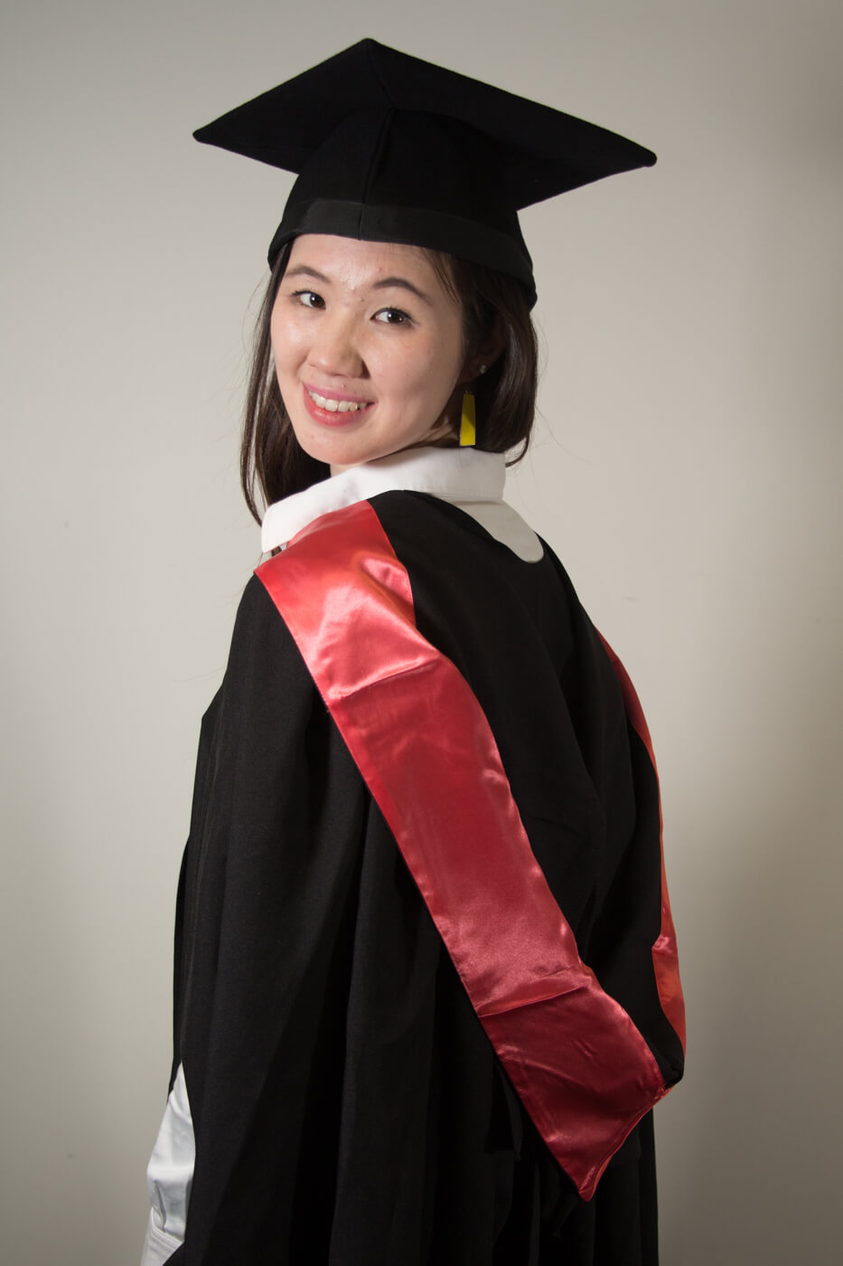 USQ bachelor of information technology graduation gown set - Side view