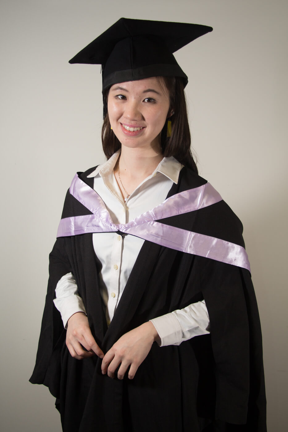 UTas bachelor of health science graduation gown set - Front view