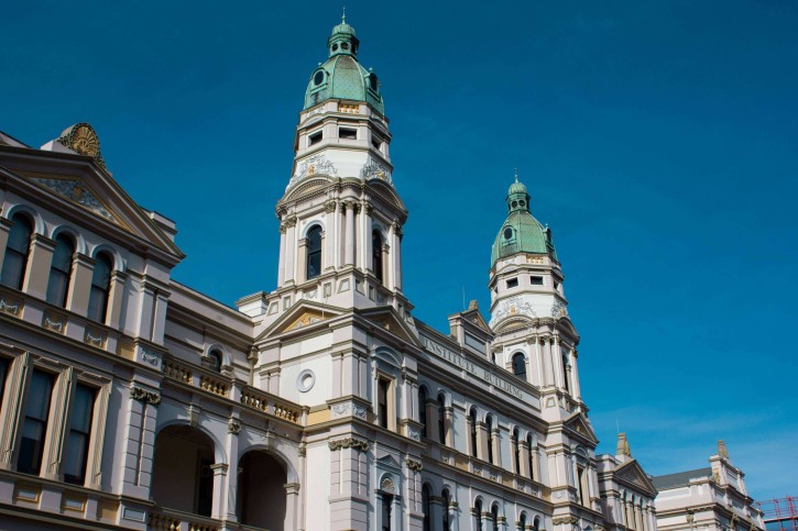 USyd main building side view
