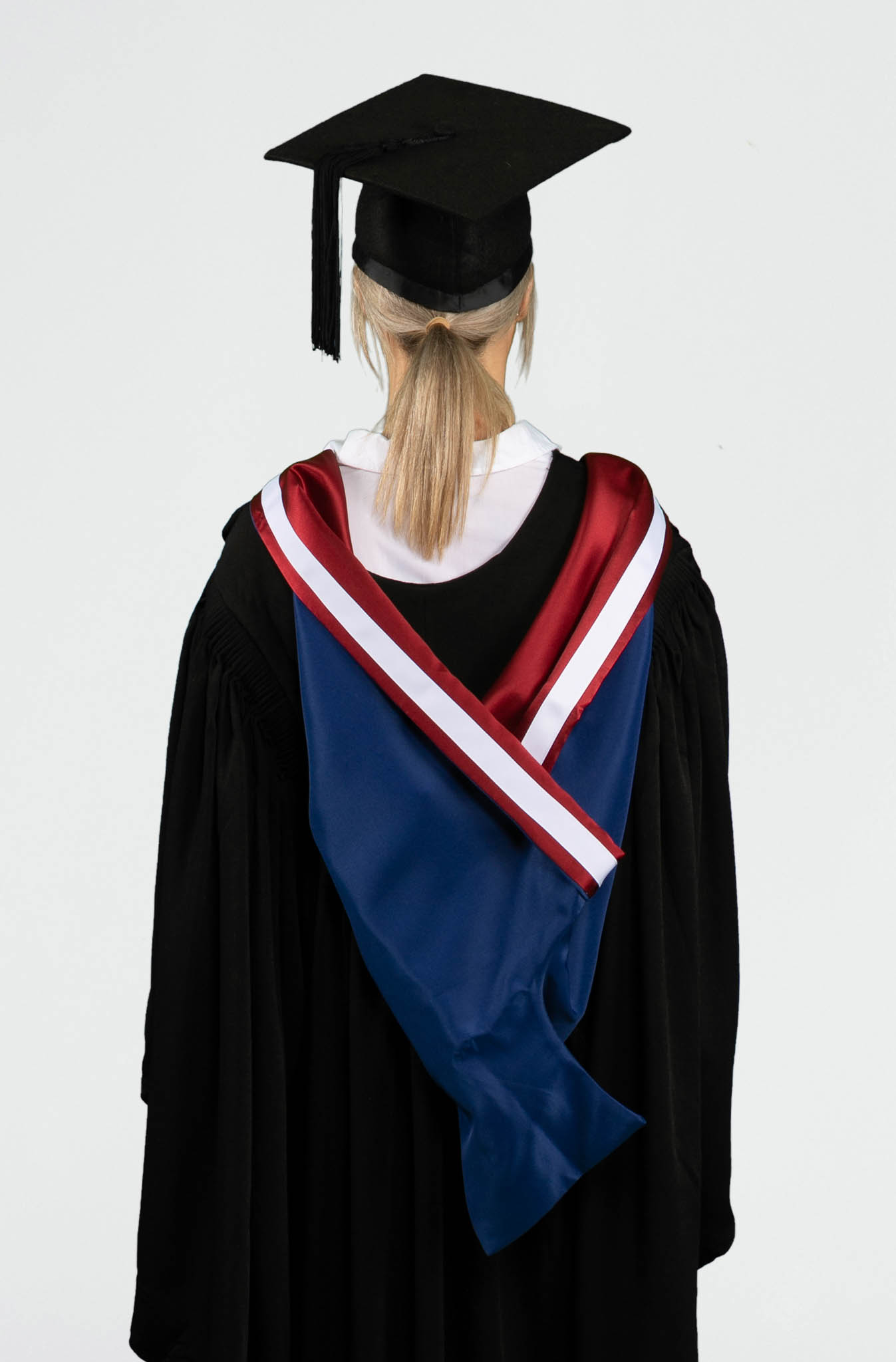 Buy Graduation Gown Sets | Gowning Street UK
