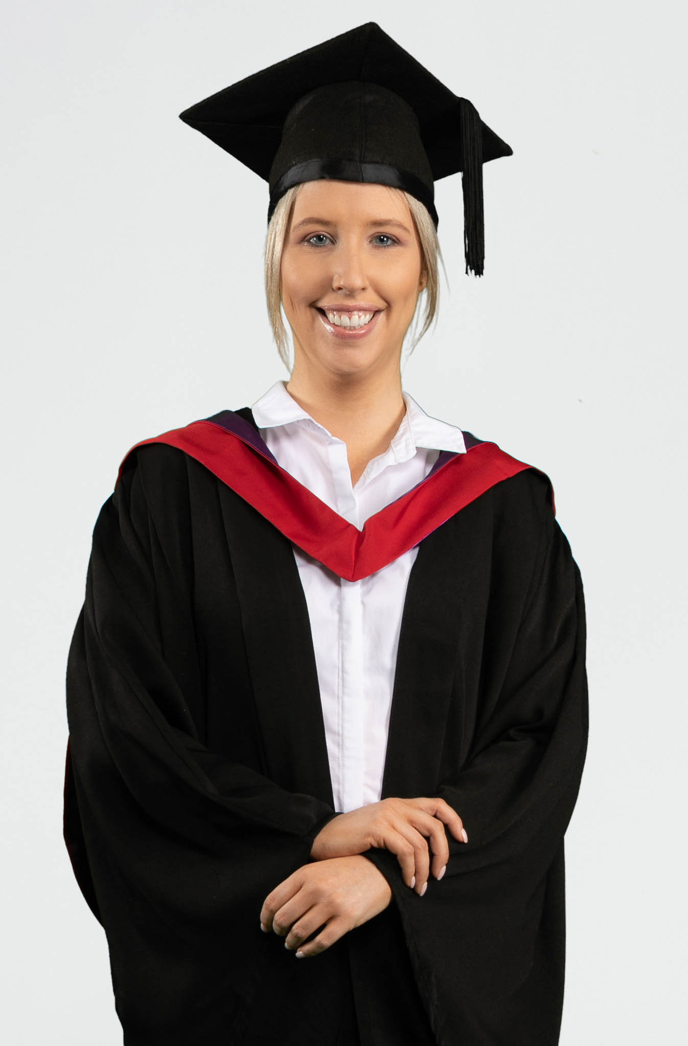Buy Graduation Gown Sets | Gowning Street UK