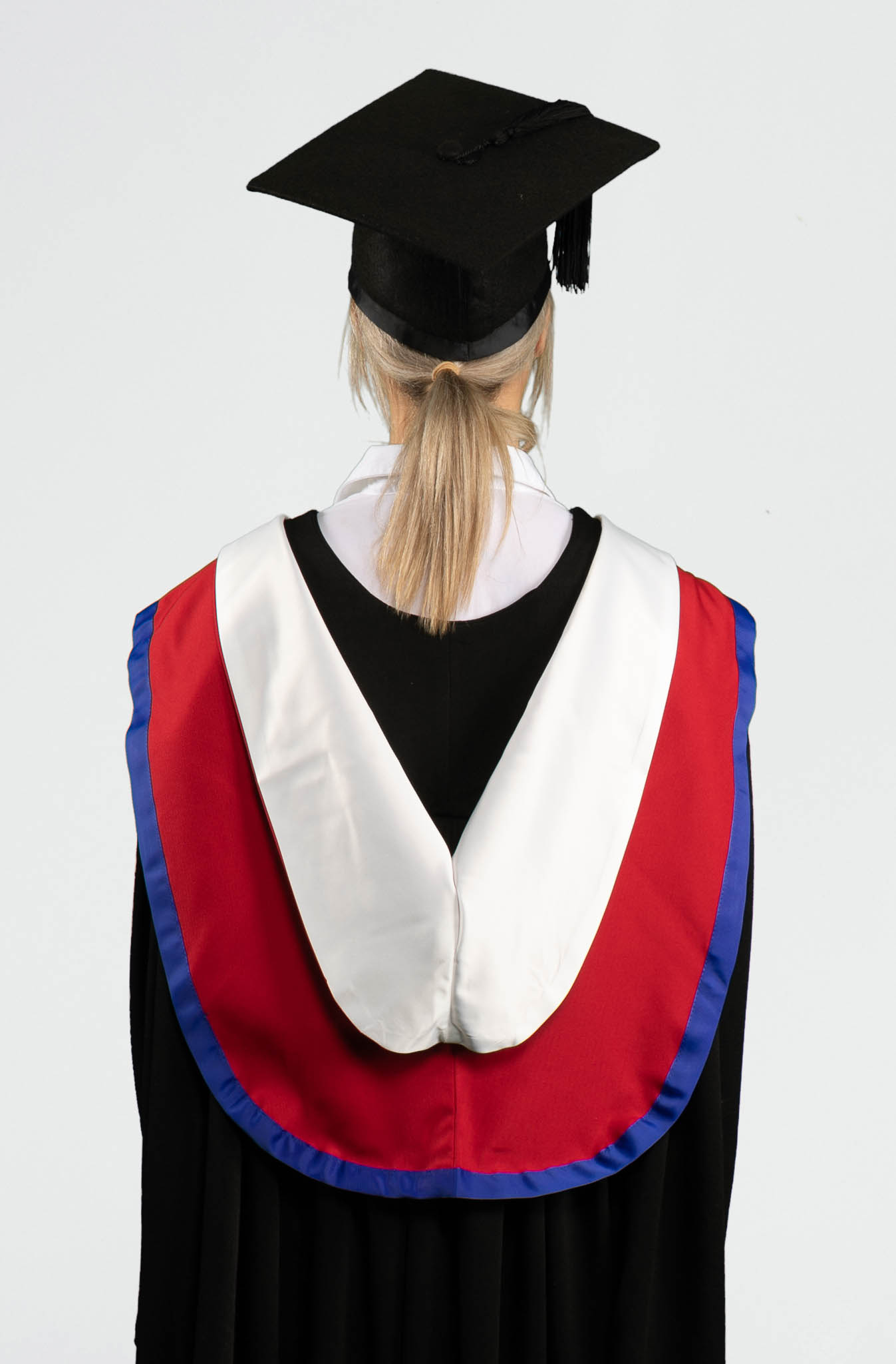 Buy Graduation Gown Sets | Gowning Street UK
