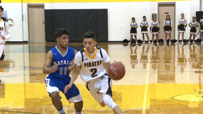 Record-setting Lytle Pirates have sights set on state