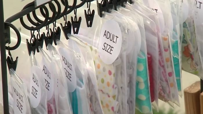 Converse woman makes masks for neighbors to use