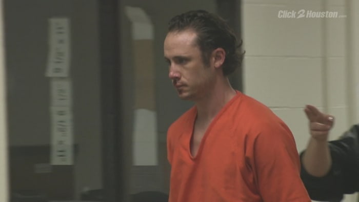 Undercover Officer Busts 36 Year Old Man Attempting To Have Sex With Minor
