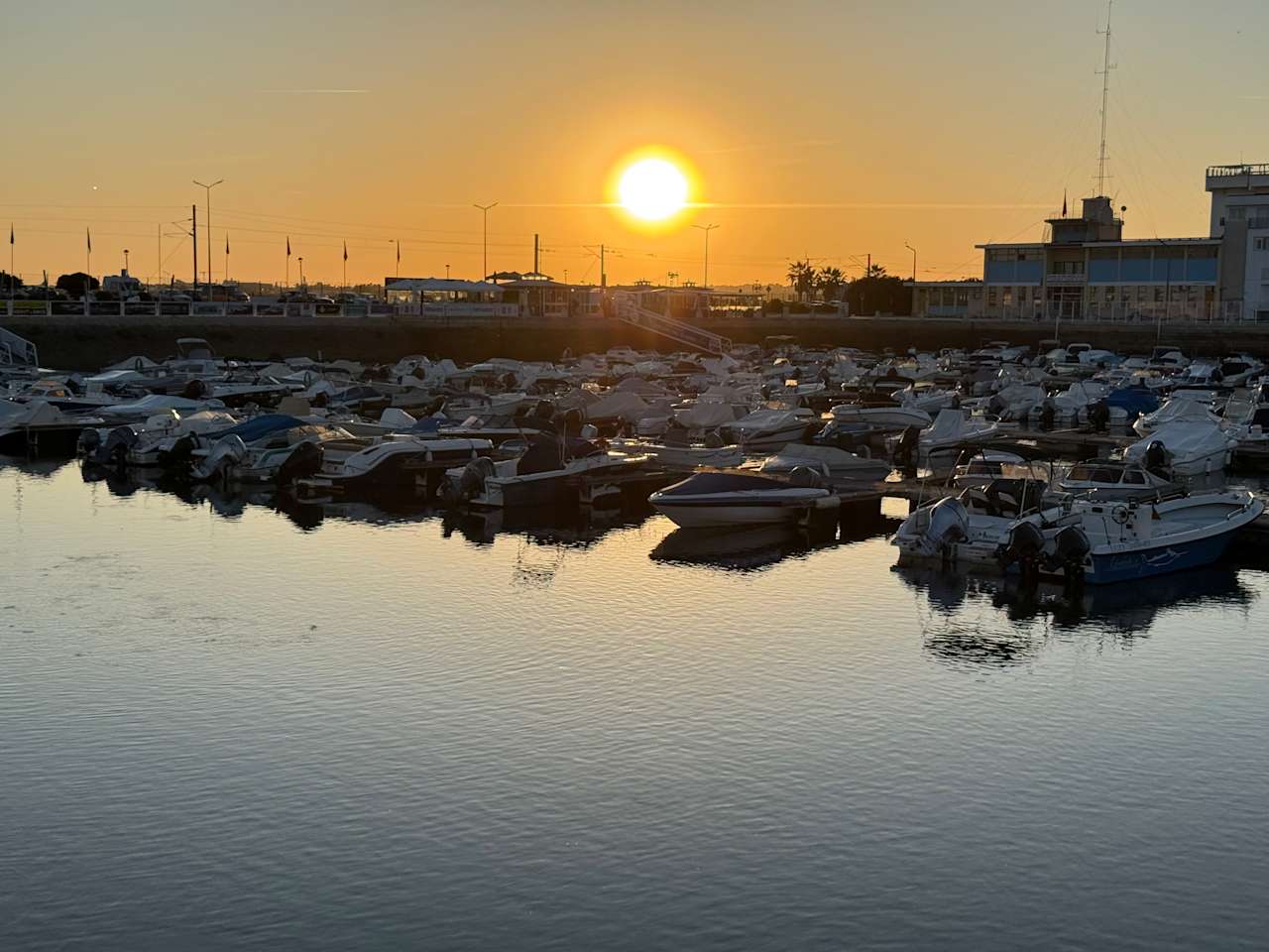 A post from Andre Mills in Faro.