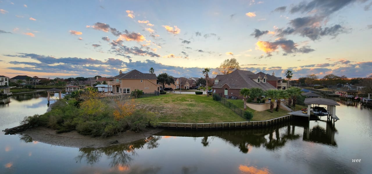 A post from WEEinthecity in Seabrook.