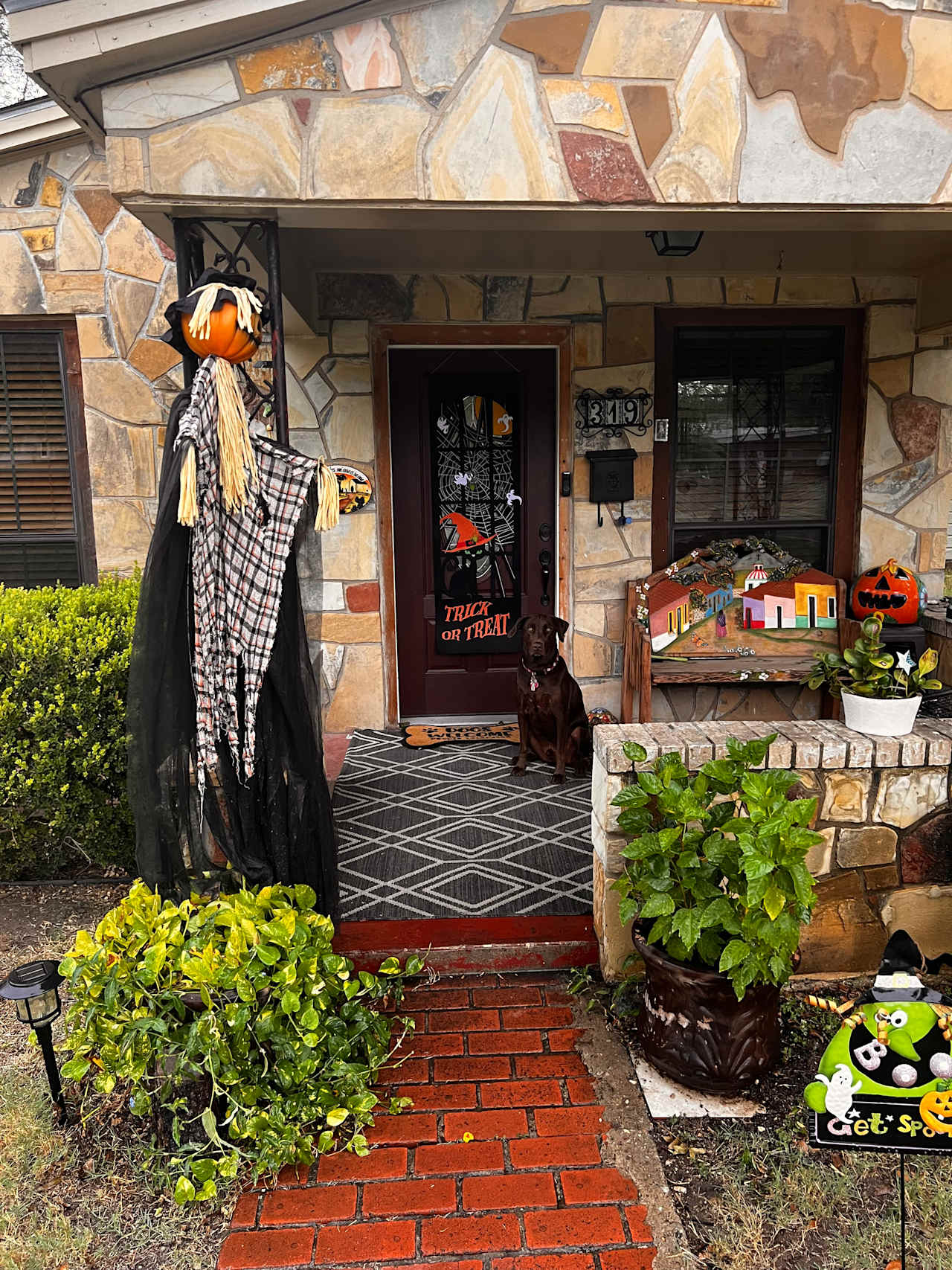 A post from Vic Castillo in Uvalde.