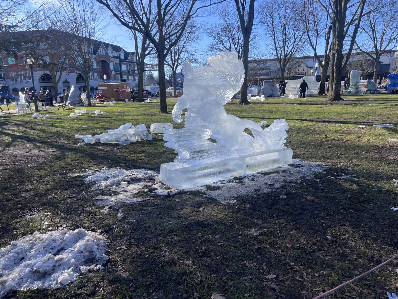 A post from Demond Fernandez in Detroit.