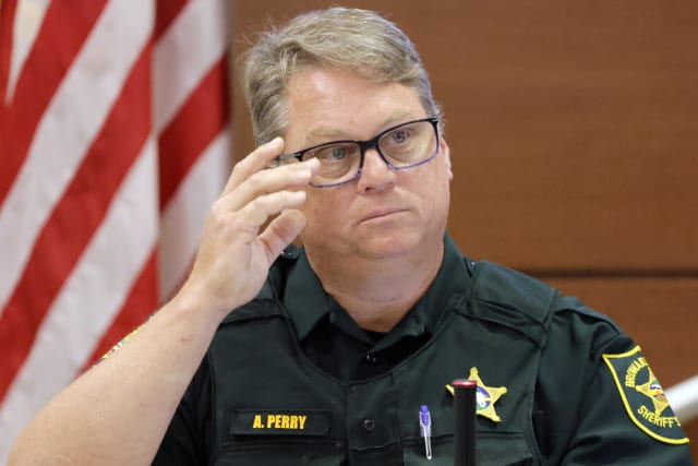 Dispatcher Testifies That Failing Radios Hampered Deputies Response To