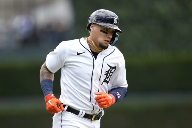 javier baez contract