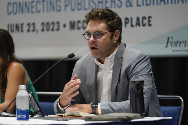 Librarians train to defend intellectual freedom and fight book bans at ...