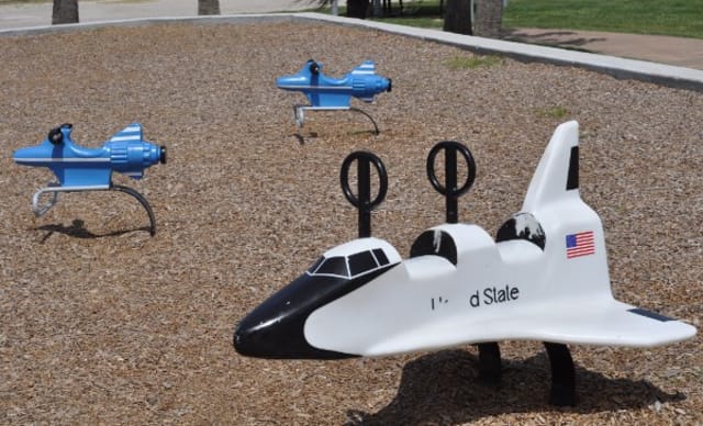 playground space shuttle