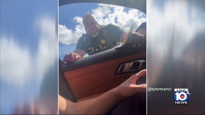 Broward Sheriff’s Office deputy goes viral on TikTok