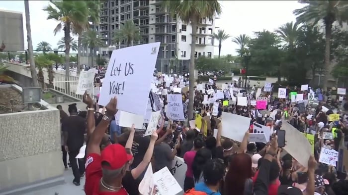 Jacksonville BLM protesters point to glaring differences in police ...