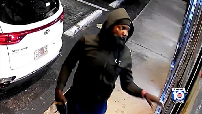 Man Caught On Camera Robbing Oakland Par Beauty Store Using Pepper
