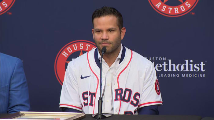 Jose Altuve signs 5-year, $125M extension deal with Houston Astros