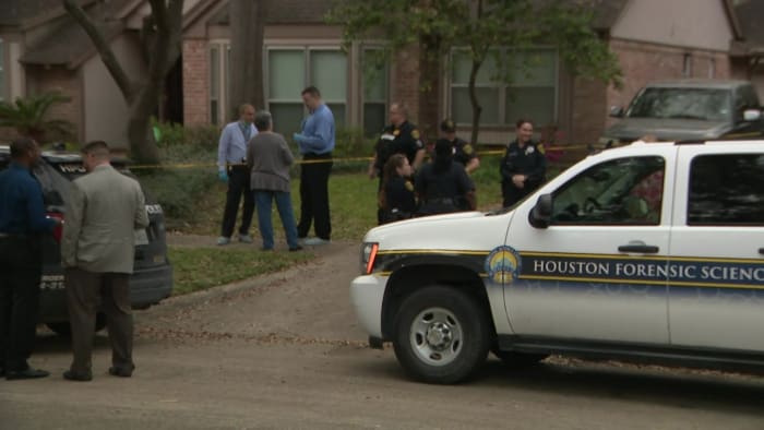 Elderly couple found dead in apparent murder-suicide at home in Clear ...