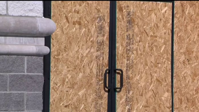 Identity of man killed by police after starting fire at Dearborn mosque ...