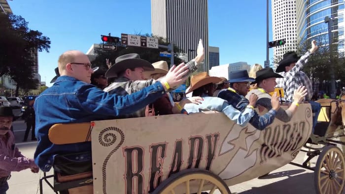 ‘An amazing morning’: KPRC 2 team attends Houston Rodeo parade