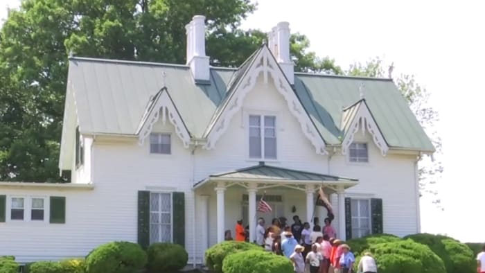 Southside man buys plantation for family events, learns his enslaved ...