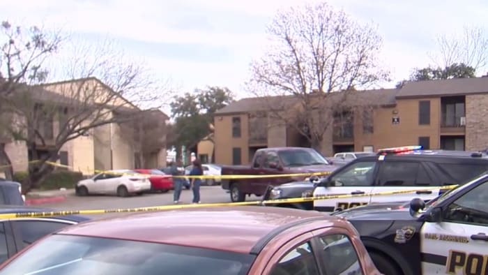 Man dead, another hospitalized after shooting at North Side apartment ...