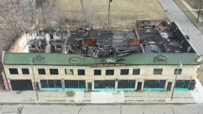Demolition ordered for dangerous two-story building leaning over ...