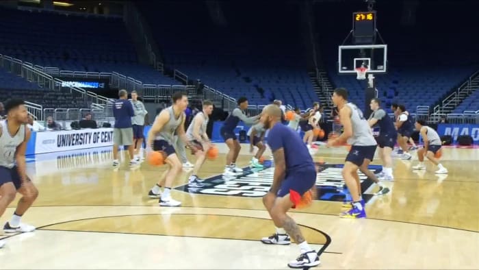 UVA, Furman a contrast of styles in 1st Round NCAA matchup