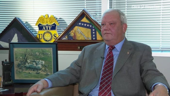 ATF agent at Waco: 'Picks and shovels'