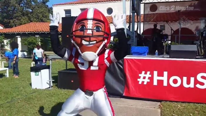 First Super Bowl Touchdown Tour Event