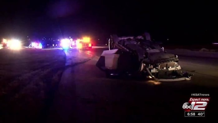 Two-car fire spreads to nearby house