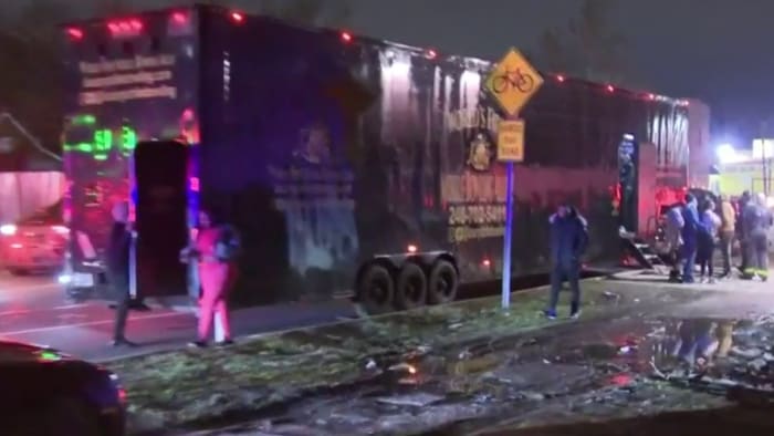 Dozens injured in bowling bus crash on Detroit’s west side