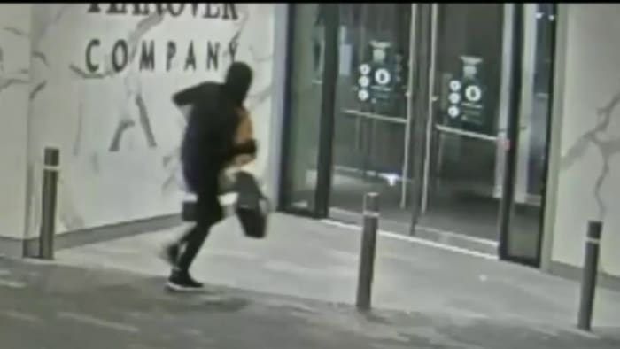 2 women ambushed, robbed in Galleria high-rise parking garage