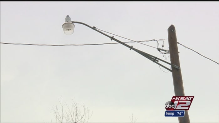 West Side residents request more street lights to deter crime