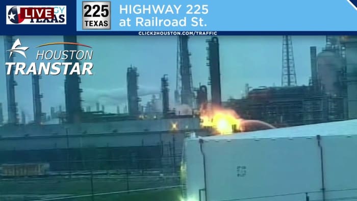 Fire reignites at Shell Chemical Plant in Deer Park