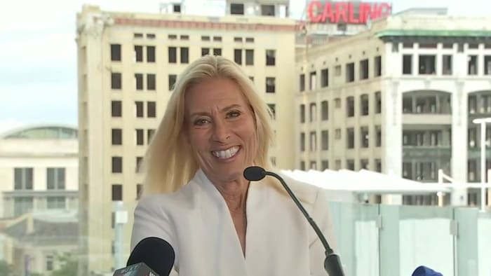 ‘We made history tonight’: Donna Deegan becomes Jacksonville’s first ...