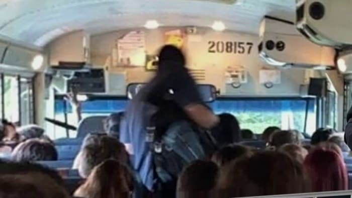Ask Trooper Steve: How should students behave on a school bus? Ask Trooper Steve: How should students behave on a school bus?