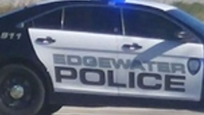 Edgewater officer hurt in crash while backing up sheriff’s deputy