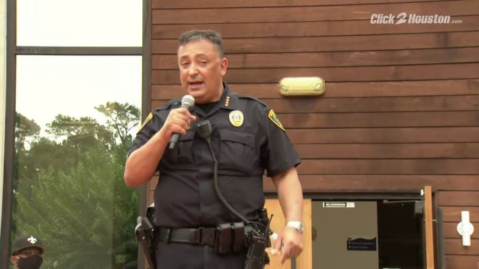 VIDEO: ‘They showed no mercy,’ HPD chief delivers emotional speech amid ...