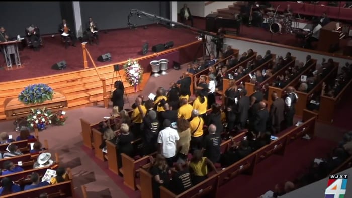 ‘A melodious, resonating voice’: Friends, family say final goodbyes to ...