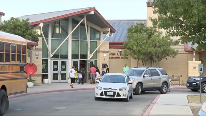 SCUCISD students excited for return to class as parents try to qualm ...