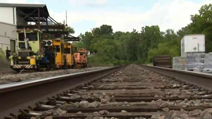 Passenger rail line plan takes step forward from Metro Detroit to ...