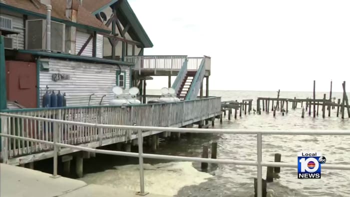 ‘We will be back,’ Cedar Key resident says ahead of evacuating before ...