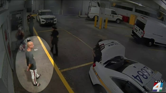 Videos, photos released from investigation into Duval County jail ...