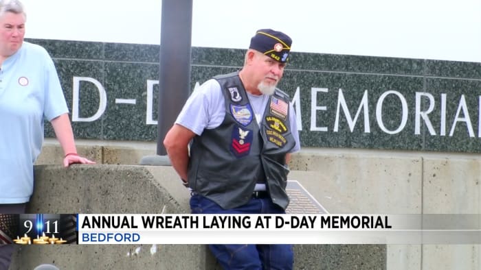 Ground Zero worker shows his respect in Bedford on 9/11
