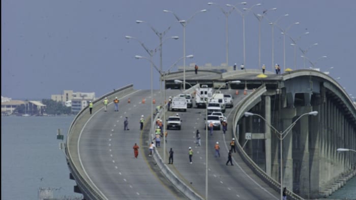 Key Bridge collapse brings haunting memories of Queen Isabella Causeway ...