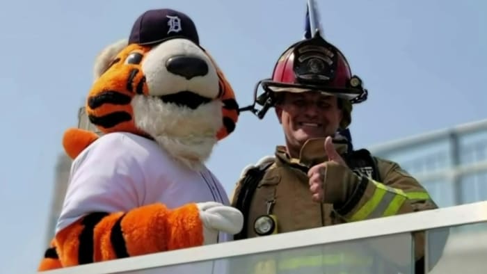 Marysville Fire Department asks for help after firefighter suffers ...