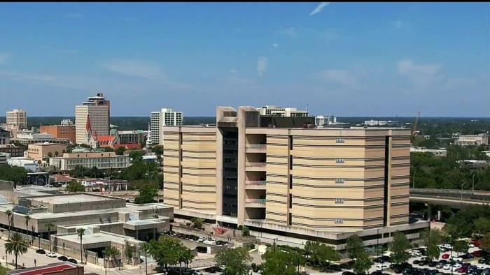 Lawmakers ask DOJ to investigate after 12 deaths at Duval County jail ...