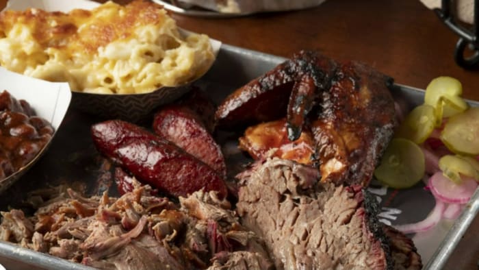 You can take home the flavors of BBQ from this smokehouse