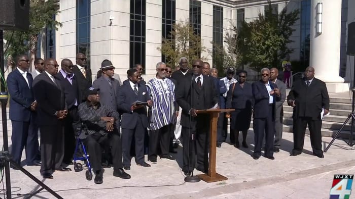 Black leaders call for investigation into what all JSO officers post on ...